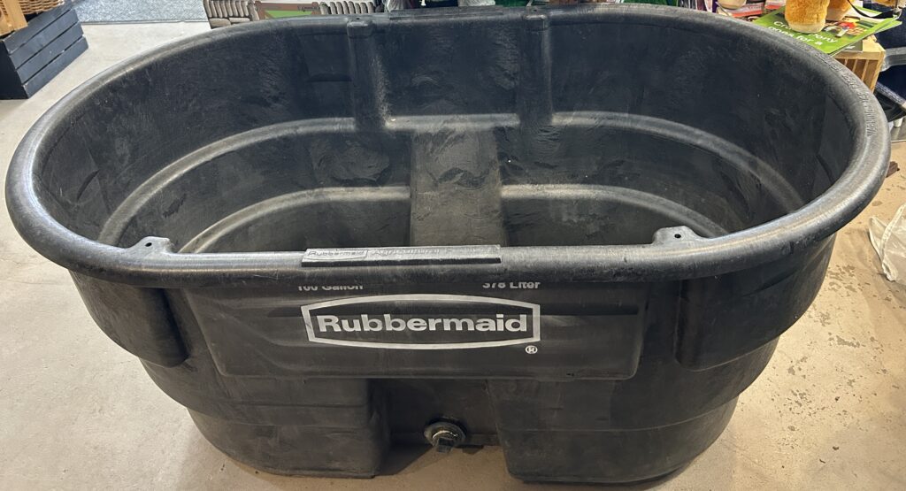 Interesting Rubbermaid 100 Gallon Pictures