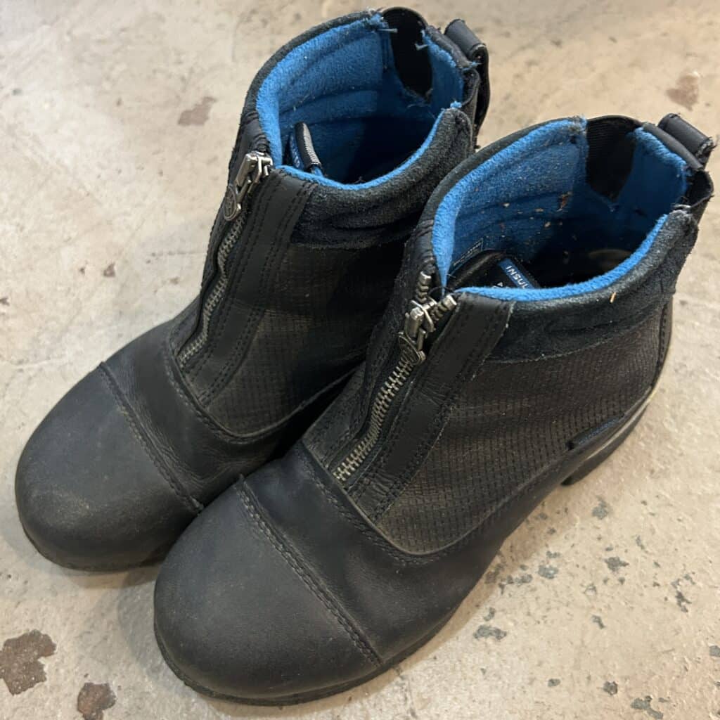 Ariat Kids Iceberg Zip Winter Paddock Boots, Child 4 0285-2boots25K